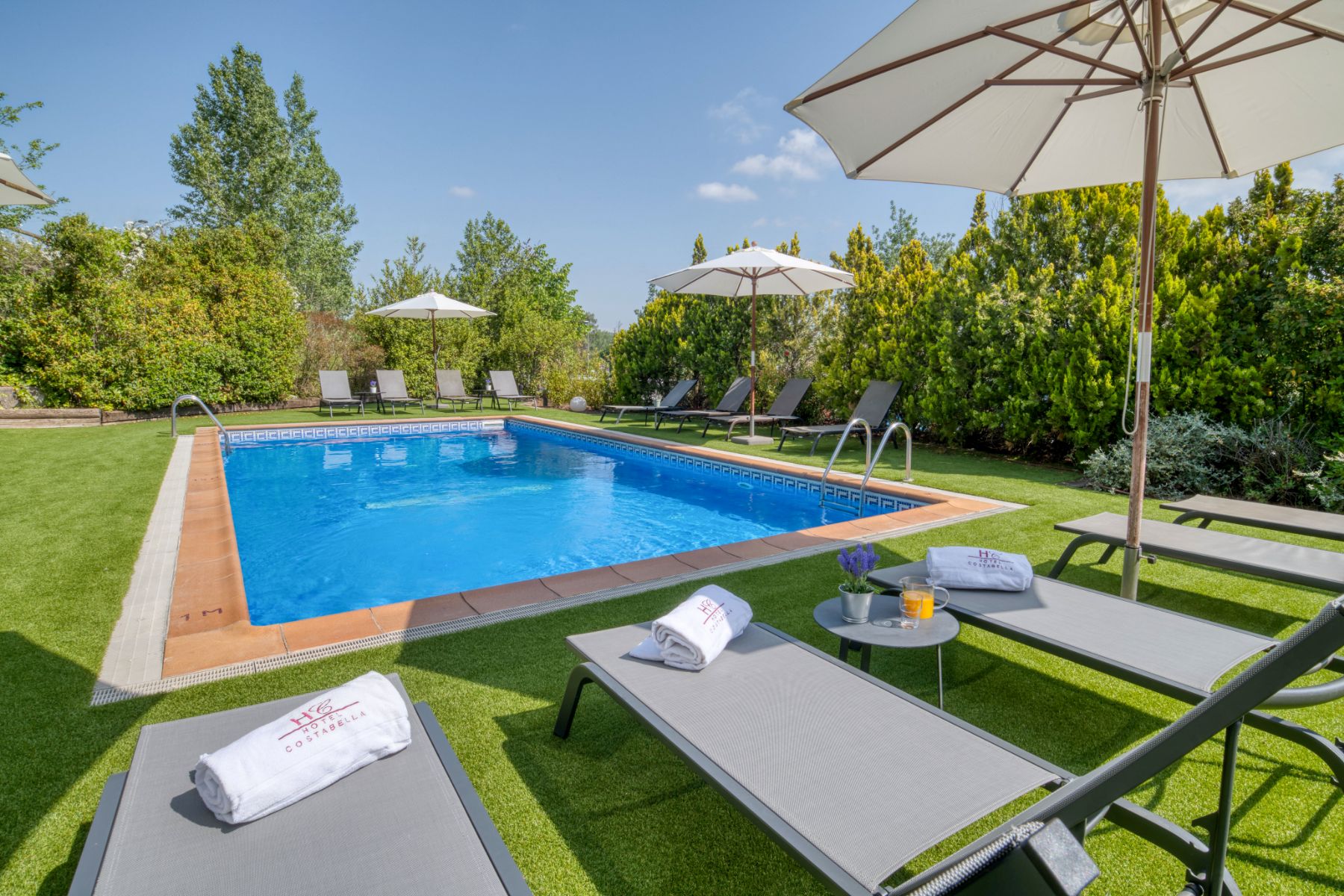 Hotel Costabella — Book Hotel in Girona — 5% DISCOUNT